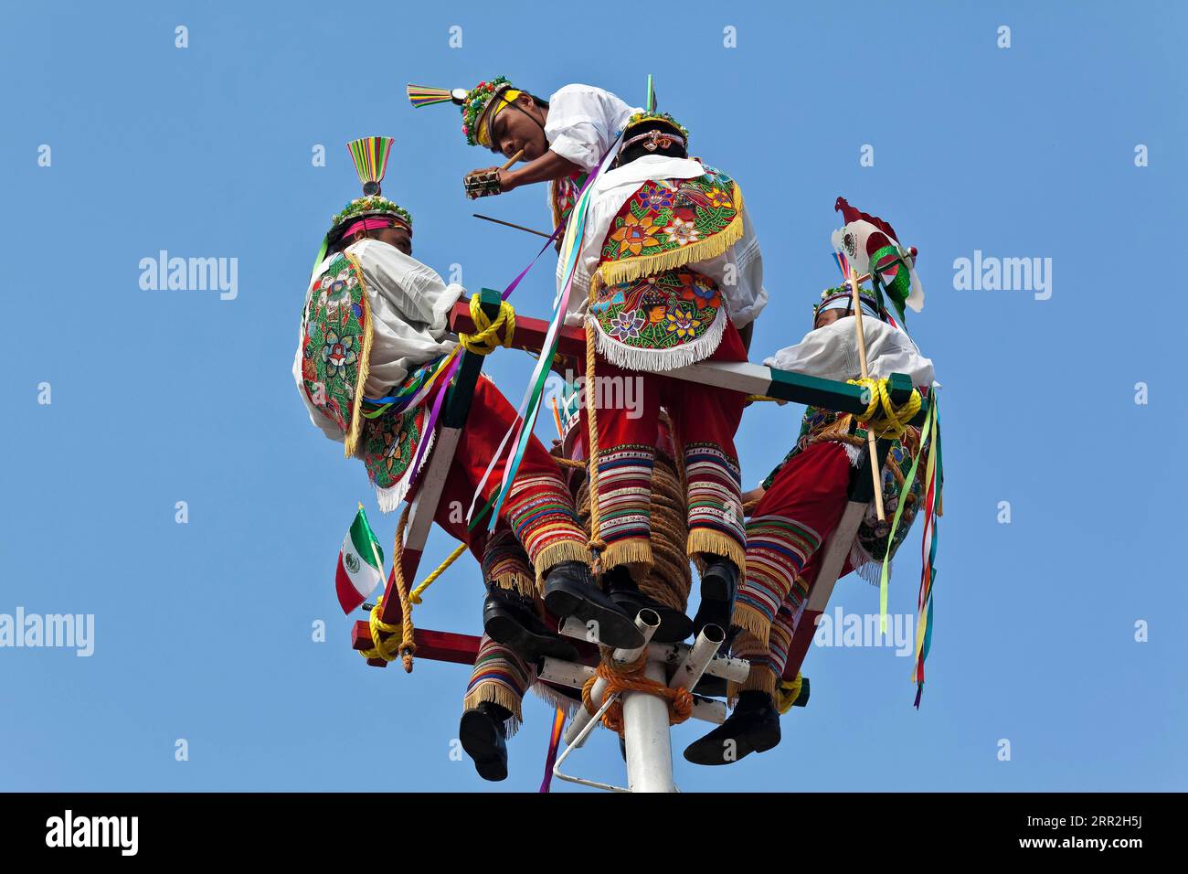 Voladores, flying dancers, Xochimilco, Mexico City, Distrito Federal ...