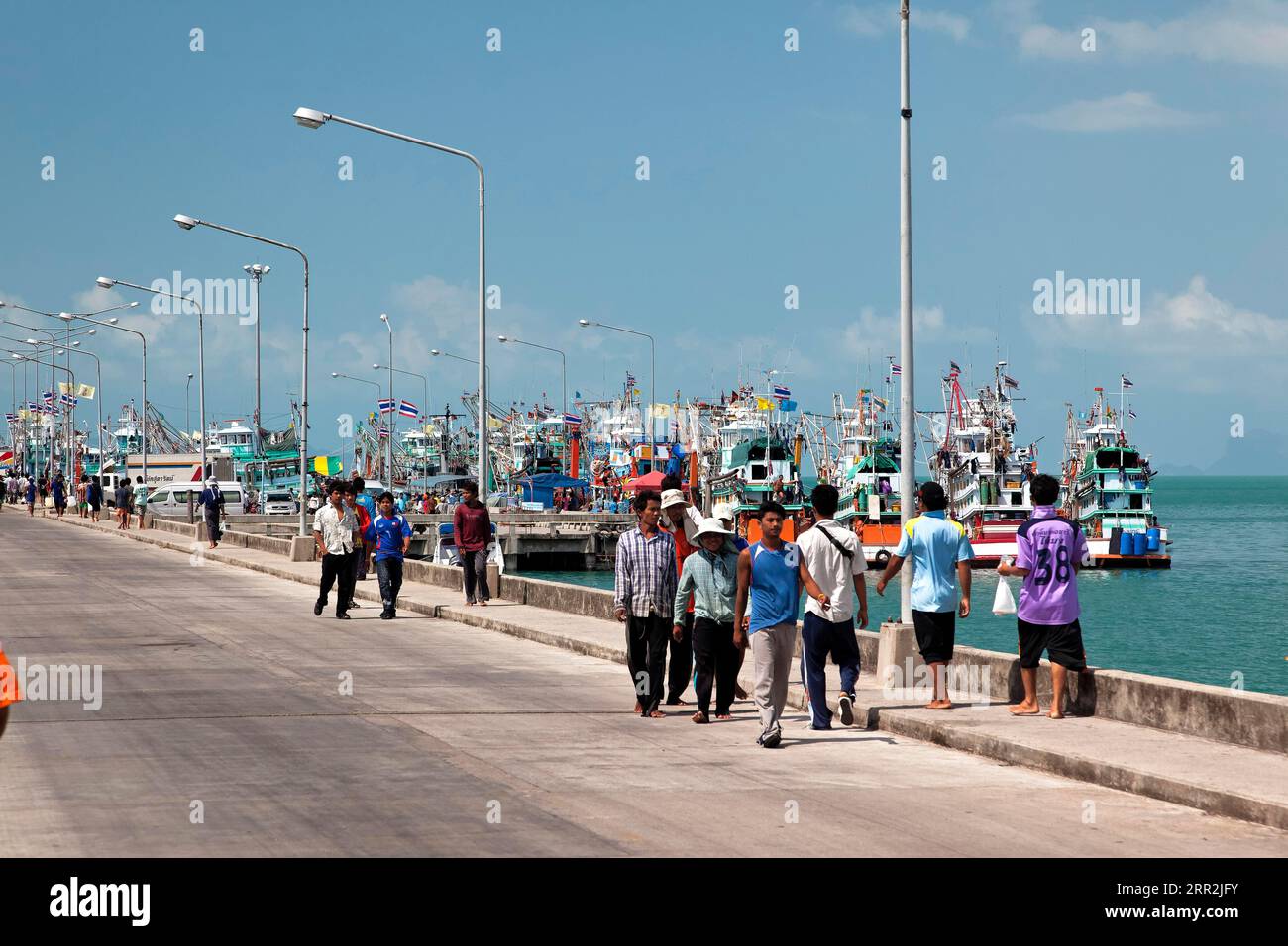 Fishing port thailand hi-res stock photography and images - Alamy
