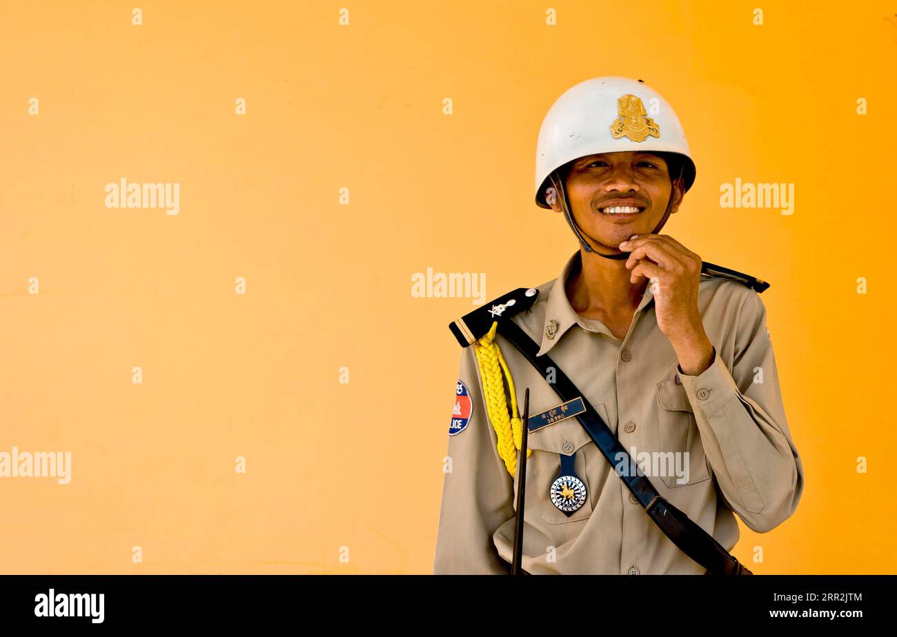 Royal Guard, Phnom Penh, Cambodia, Southeast Asia Stock Photo - Alamy