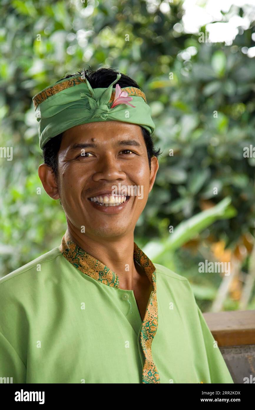 Indonesia face hi-res stock photography and images - Alamy