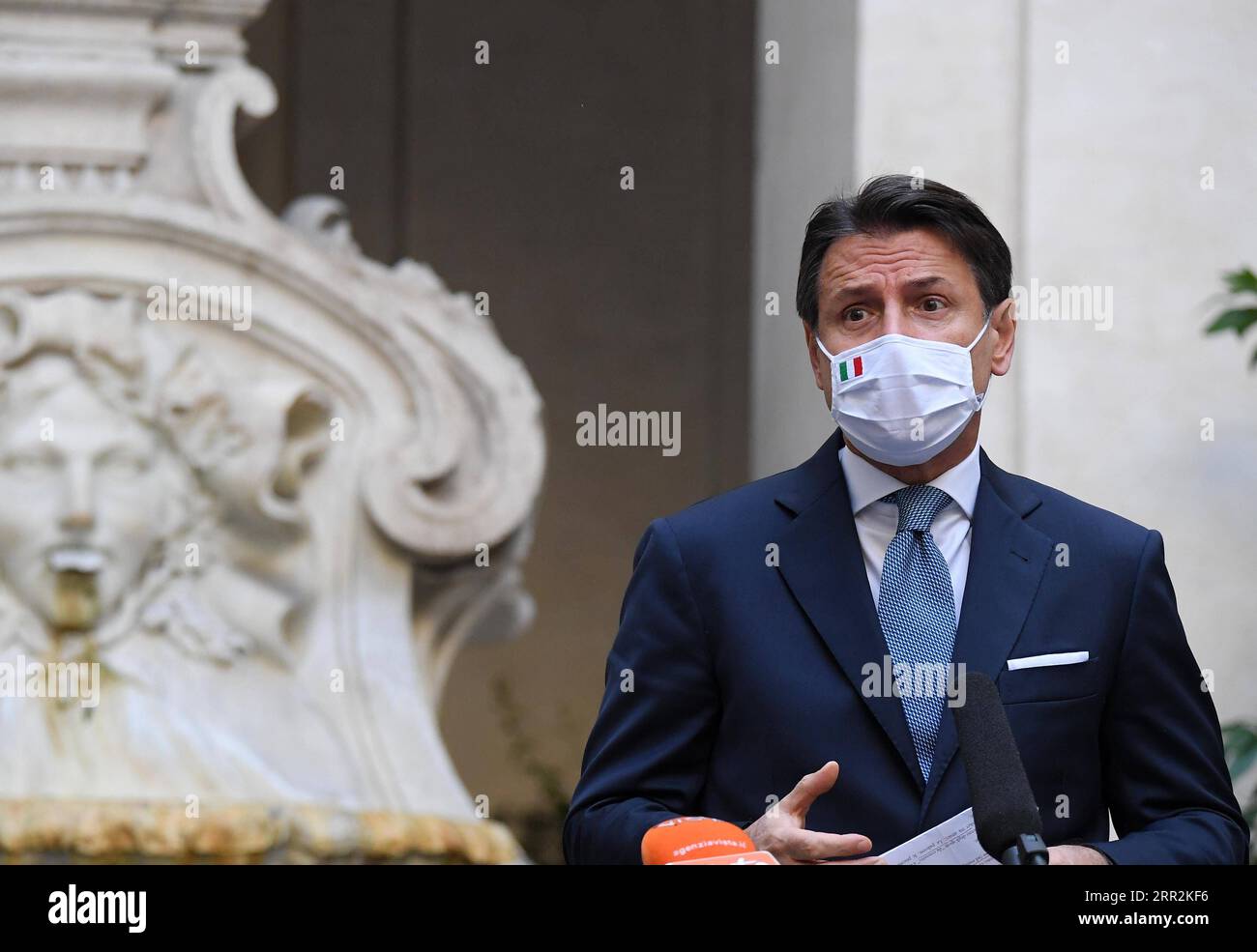 Italy rome conte cvid 19 new hi-res stock photography and images - Alamy