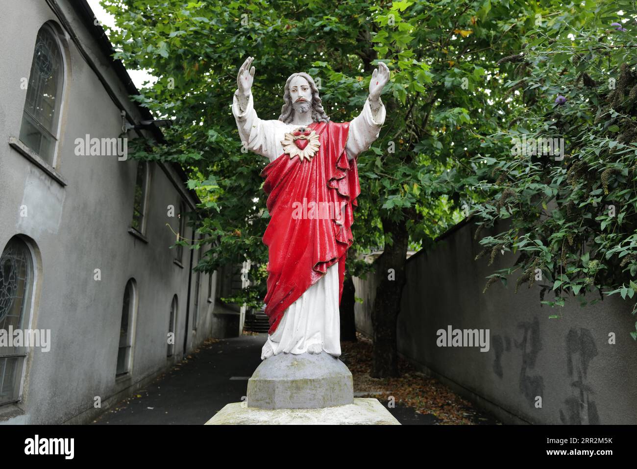 Jesus statue ireland hi-res stock photography and images - Alamy
