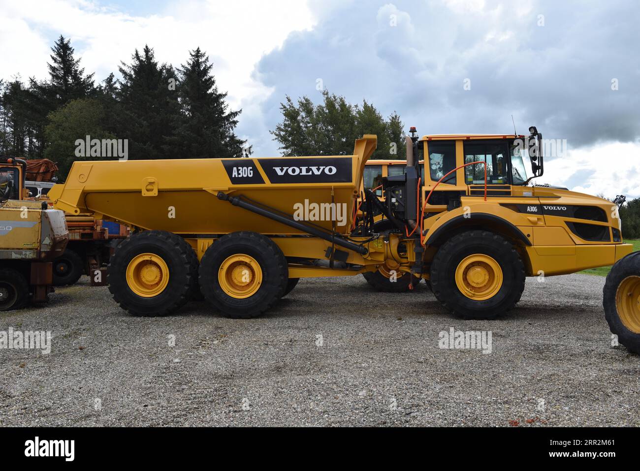 Dump trucks, trucks, construction vehicles Stock Photo - Alamy