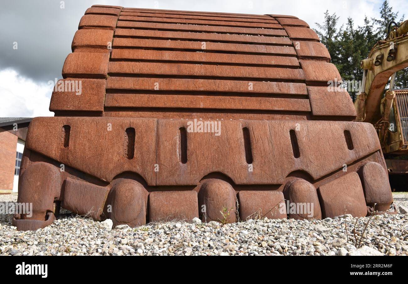 Excavator bucket of a tracked excavator in Denmark Stock Photo - Alamy