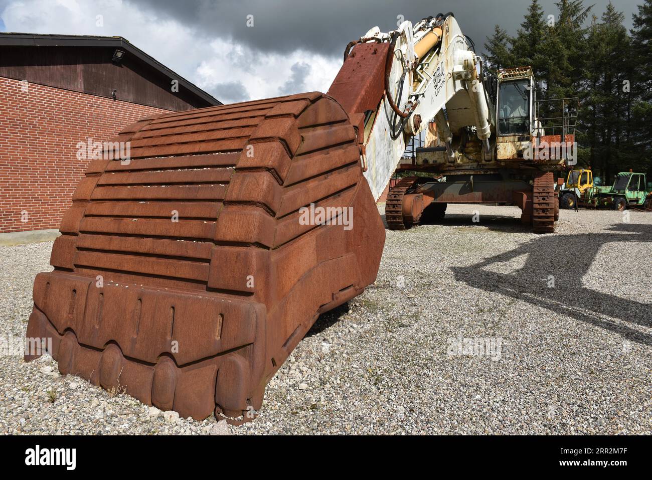 Excavator bucket of a large chain excavator Stock Photo - Alamy