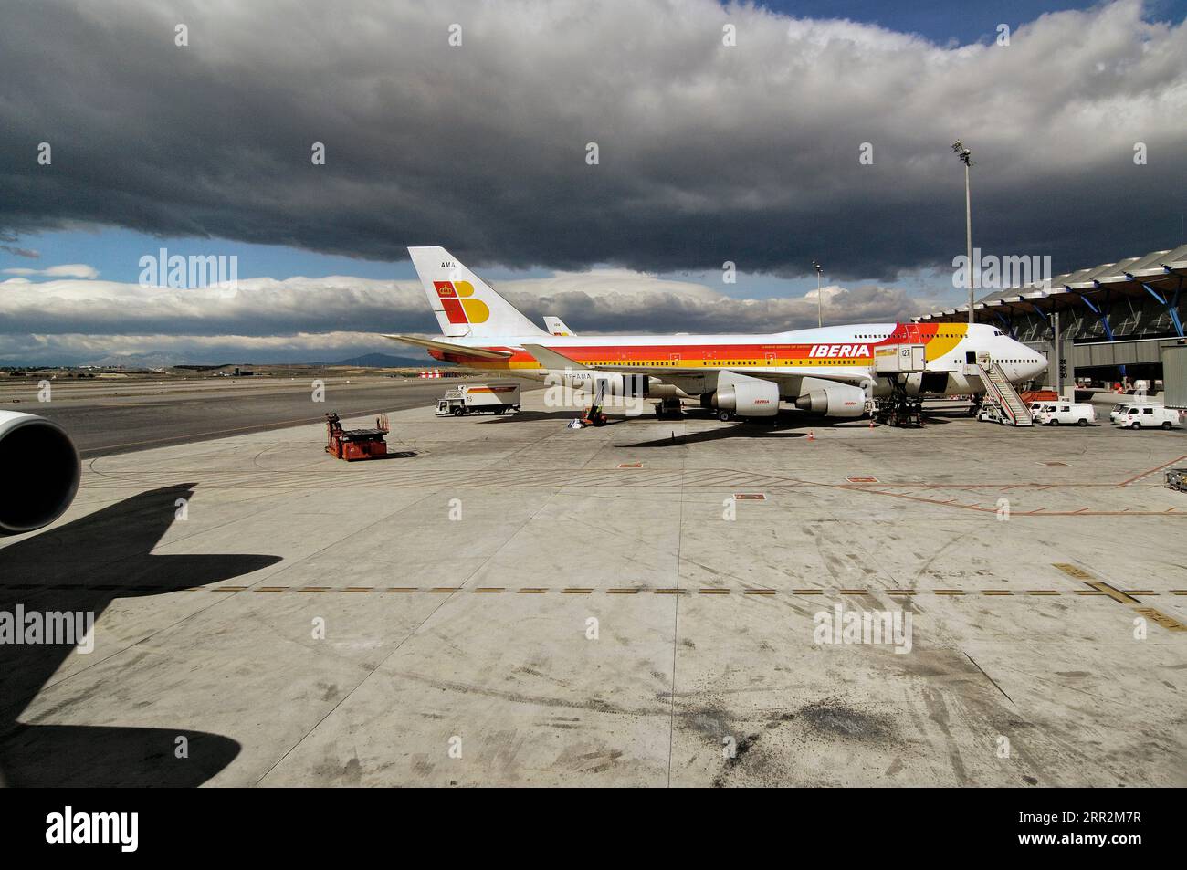 Boeing 747, Iberia airline jumbo jet, Adolfo Suarez Madrid-Barajas ...