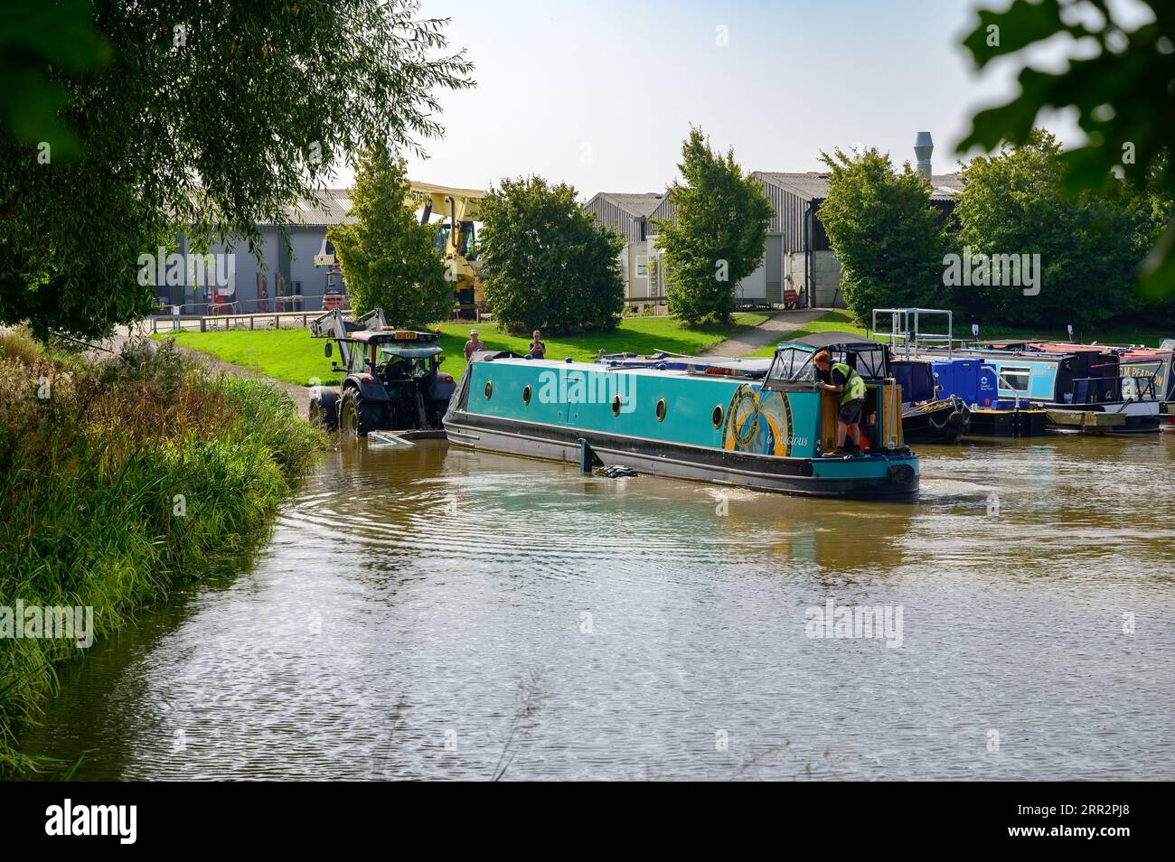 Narrowboat inspection hi-res stock photography and images - Alamy