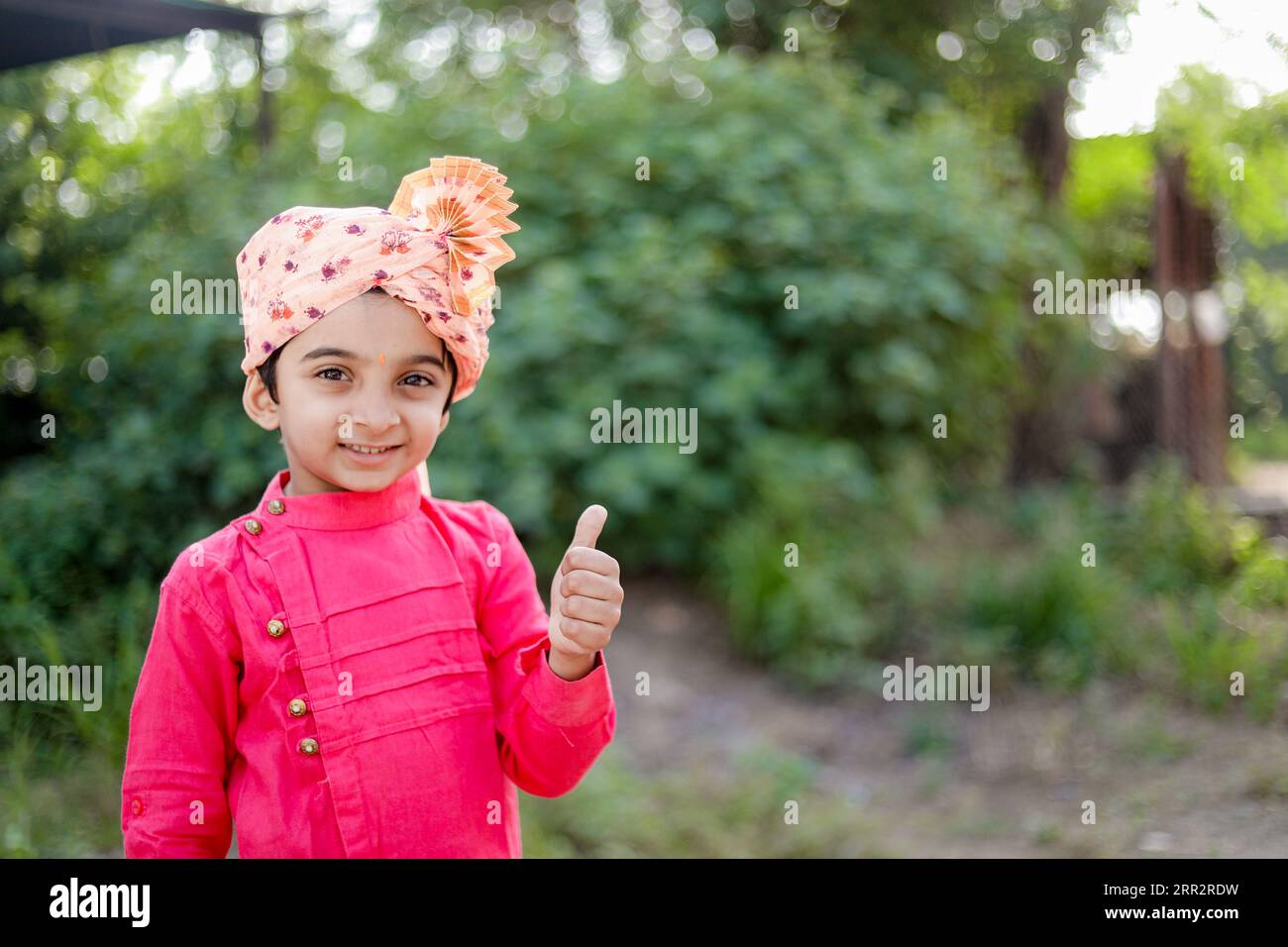 happy indian farmer son Wear sehra, maharashtrian kids, happy rular ...