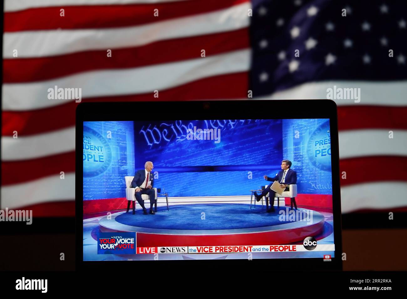 201016 -- WASHINGTON, Oct. 16, 2020 -- Photo taken in Arlington ...