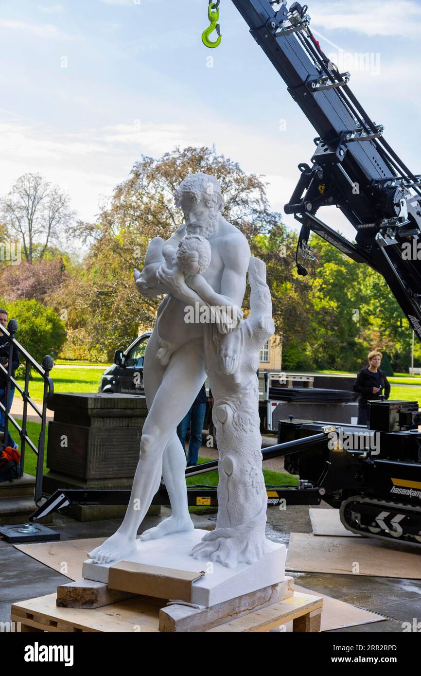 Installation of new marble sculptures Stock Photo - Alamy