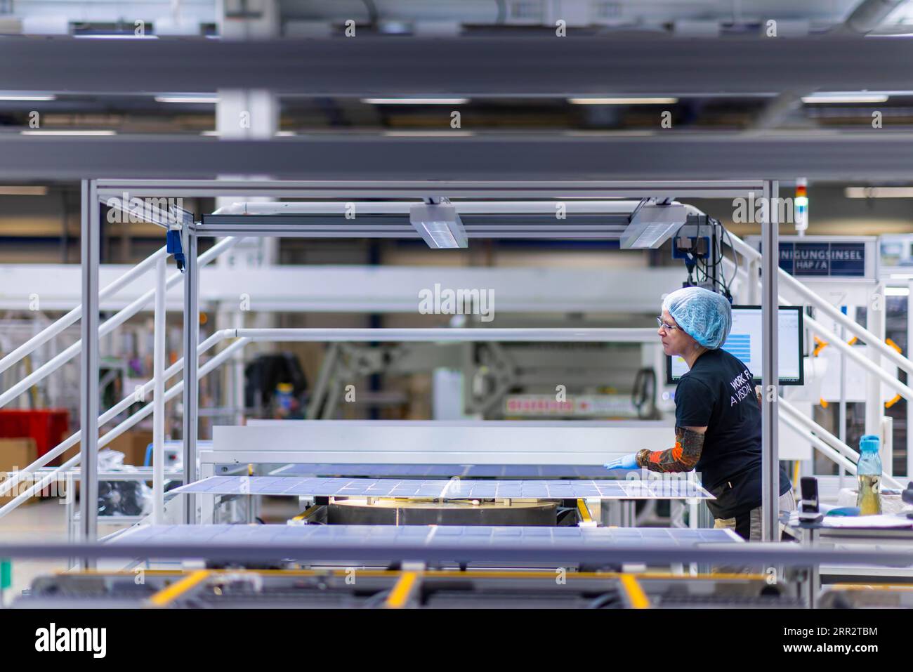 Solar panel performance hi-res stock photography and images - Alamy