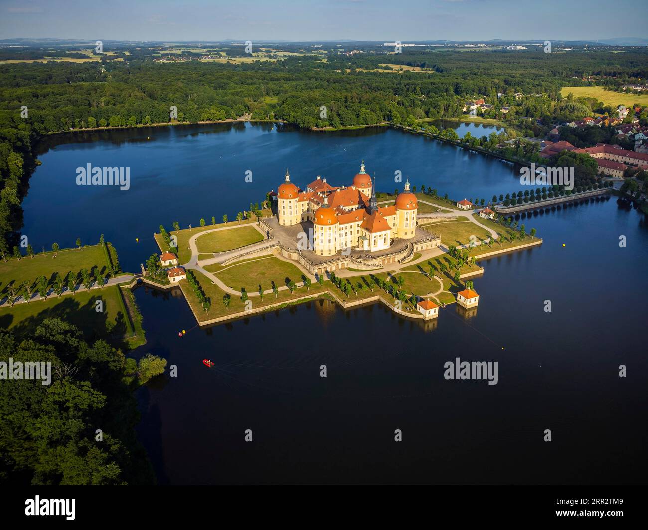 Moritzburg castle high angle hi-res stock photography and images - Alamy