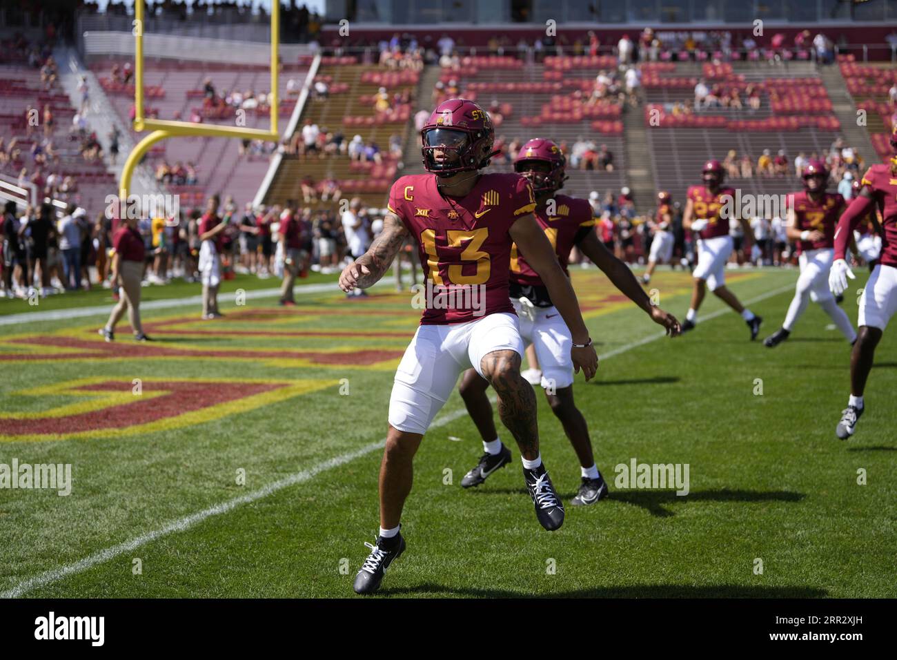 Iowa State wide receiver Jaylin Noel warm ups before an NCAA college ...