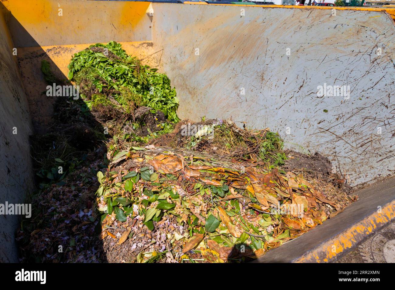 Pilot project on waste prevention and reuse launched. Reuse instead of ...