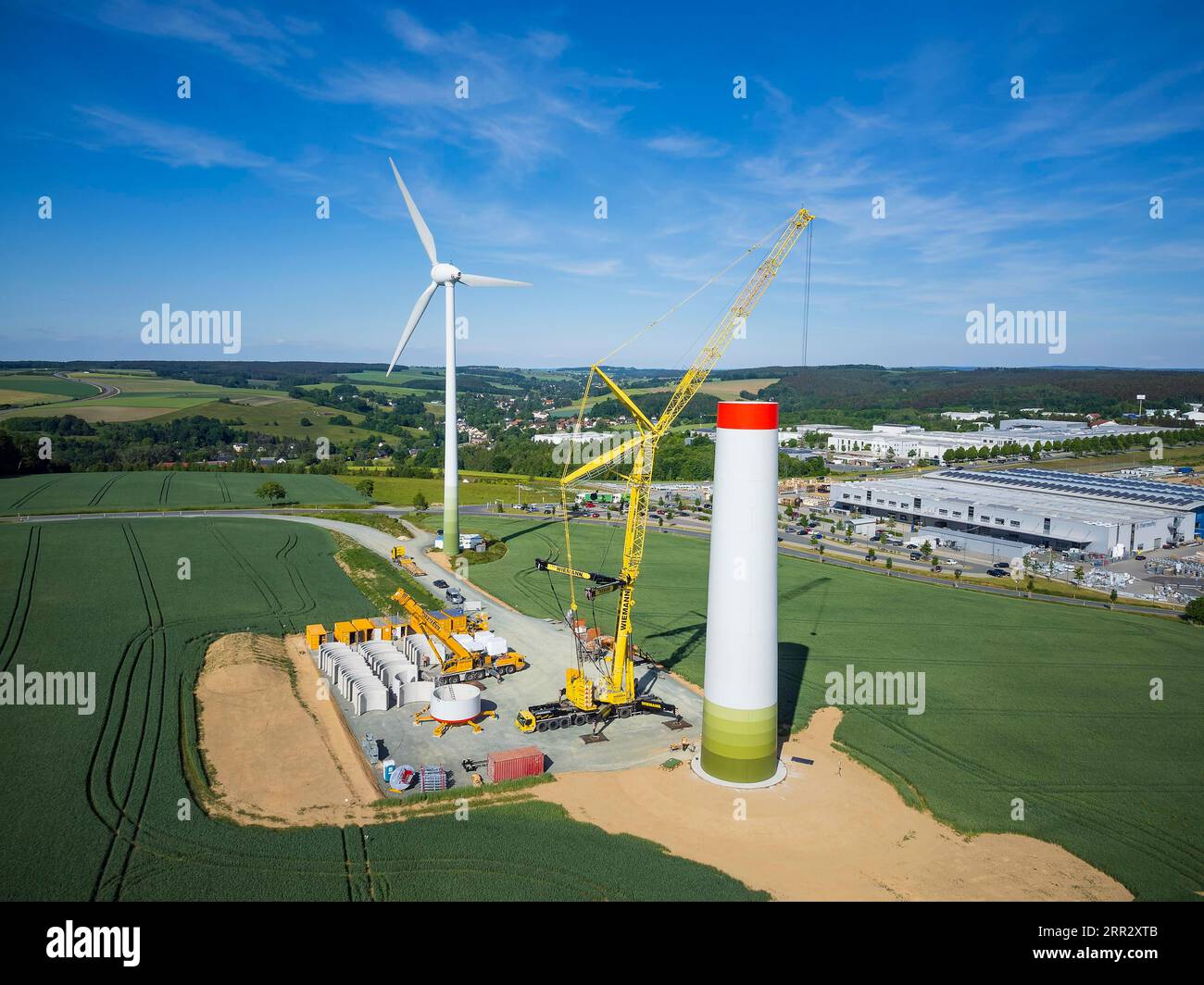 Assembly wind turbine in hi-res stock photography and images - Alamy