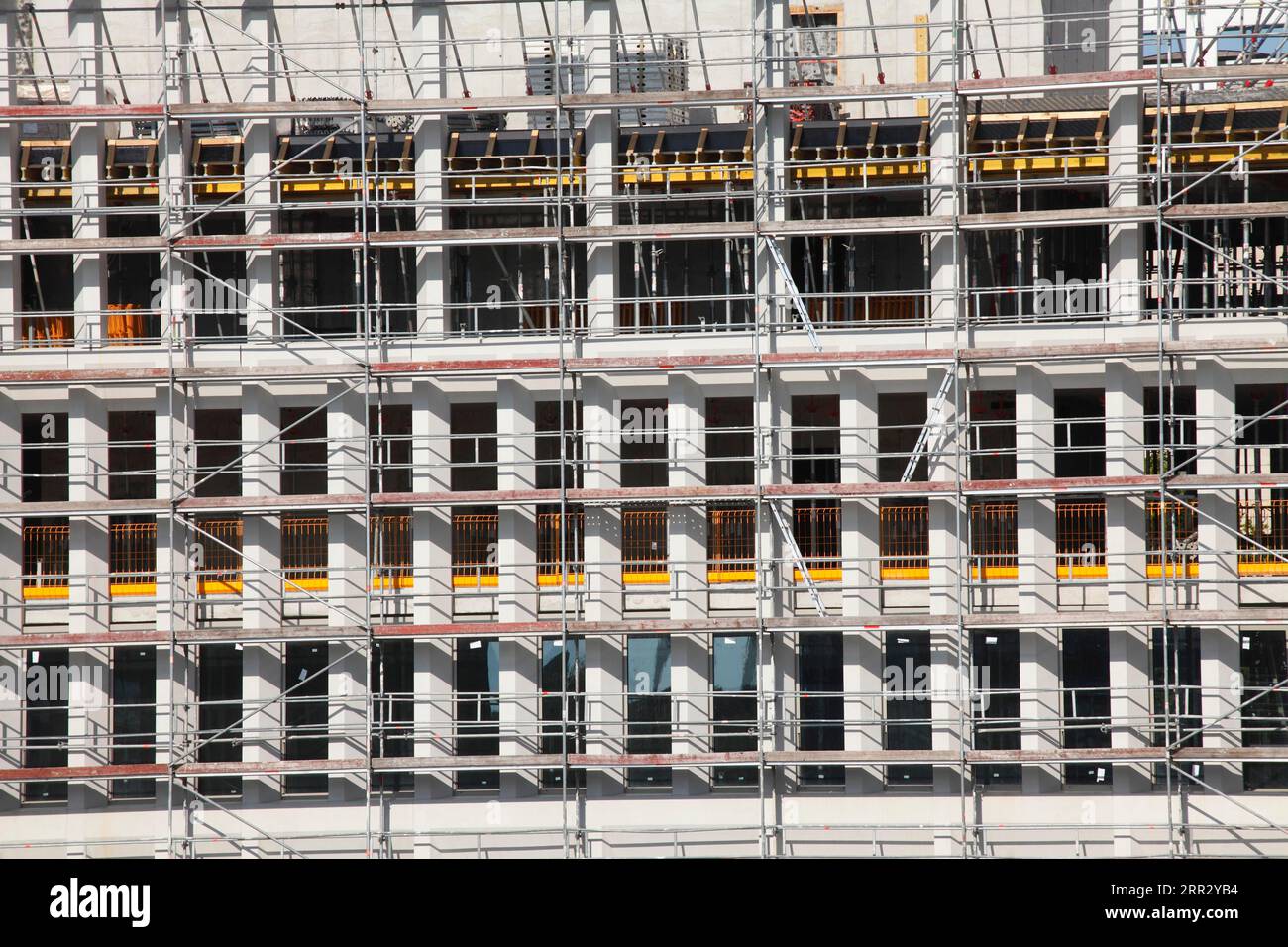 Shell of a commercial building, scaffolding, construction site, Bremen ...