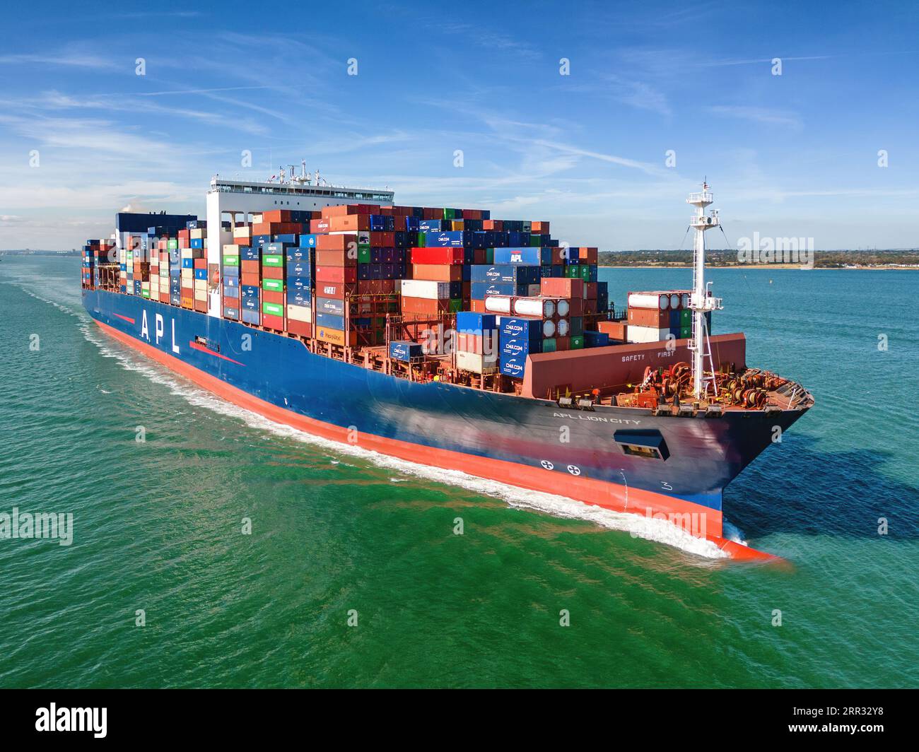 The CMA CGM owned container ship APL Lion City departing the Port of ...