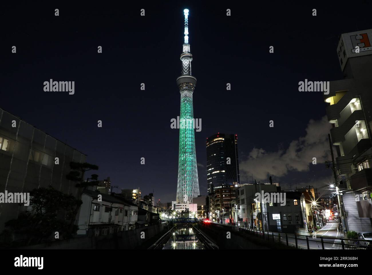 201024 -- TOKYO, Oct. 24, 2020 -- Tokyo Skytree is illuminated with a color symbolizing one of ...