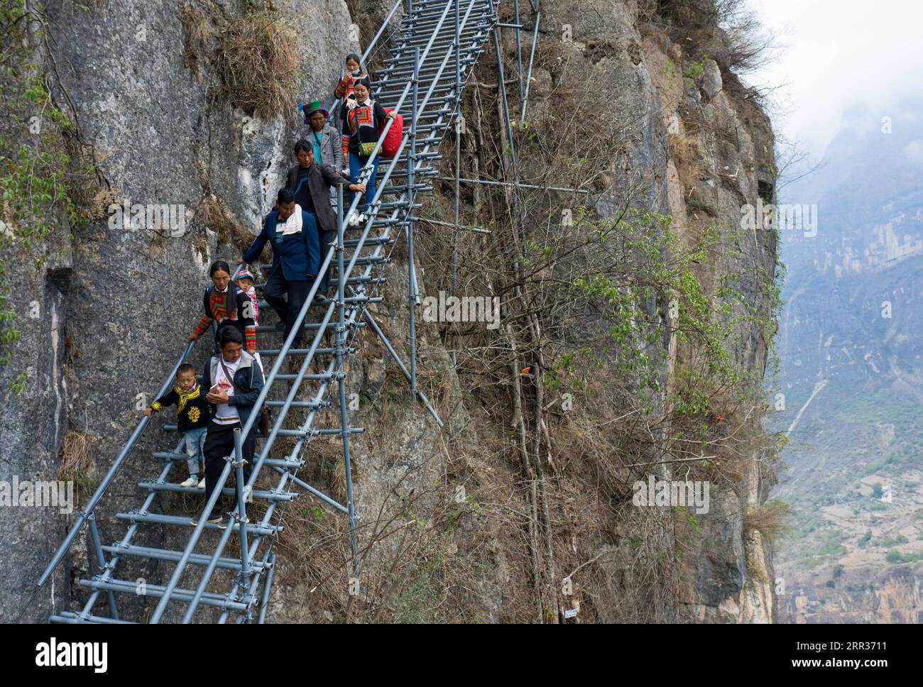 Go under a ladder hi-res stock photography and images - Alamy