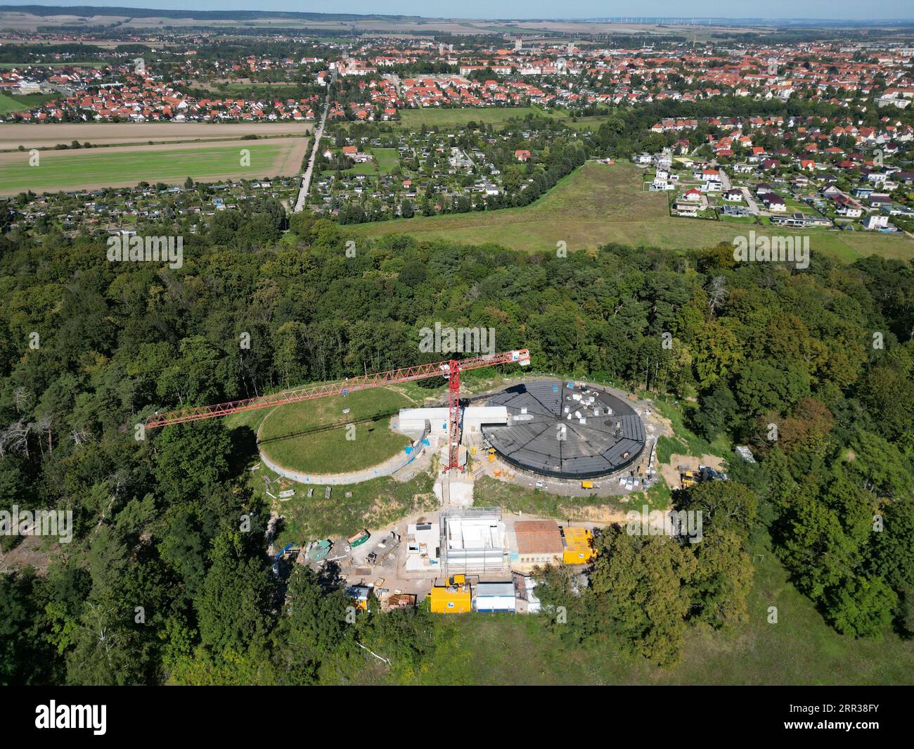 01 September 2023, Saxony-Anhalt, Halberstadt: View of two drinking ...
