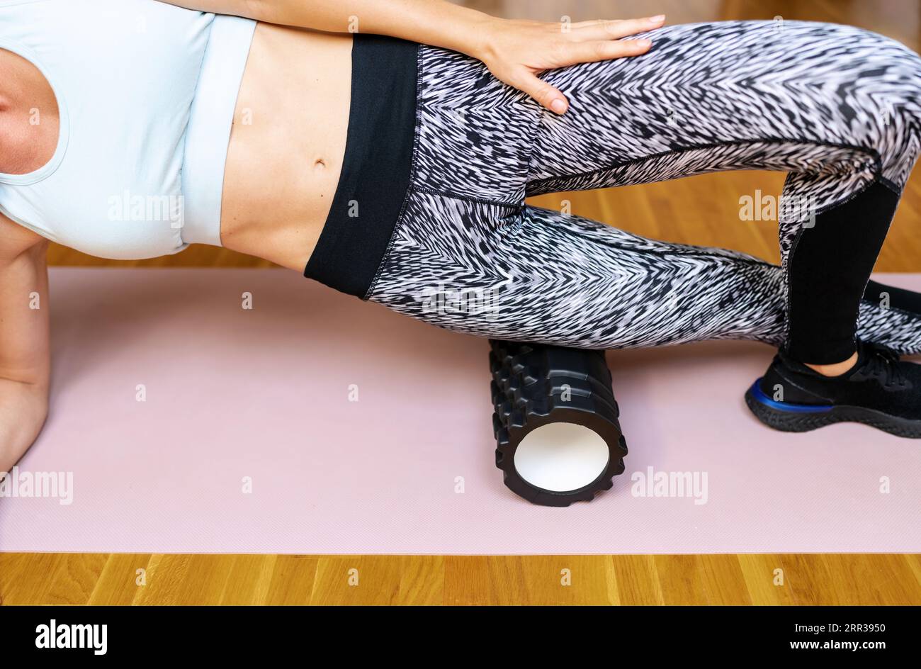 Using foam roller for reducing pain in muscles of body, fascia training ...