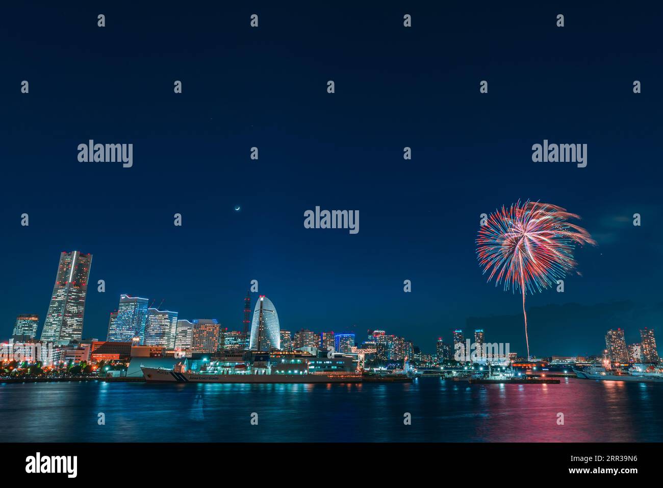 Yokohama Firework display - Thanks to the Port Stock Photo - Alamy