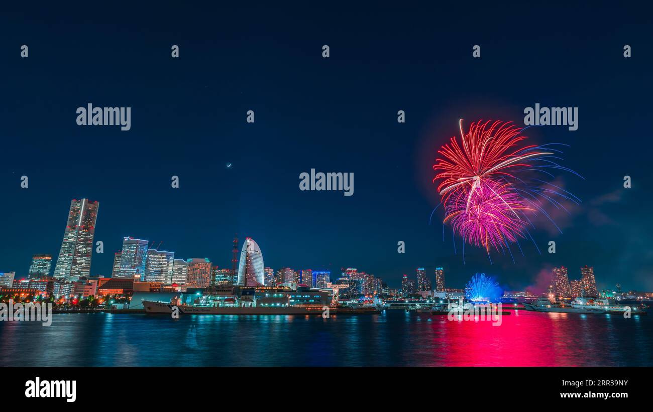 Yokohama Firework display - Thanks to the Port Stock Photo - Alamy