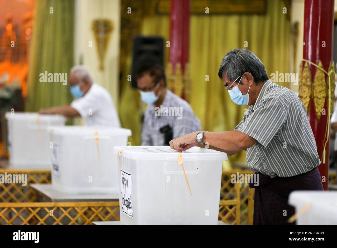 Myanmar yangon advance hi-res stock photography and images - Alamy