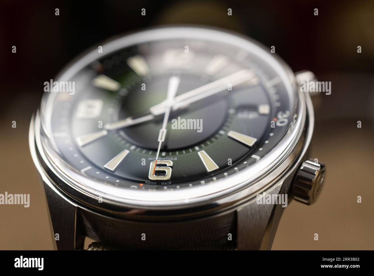 Photographs of the Jaeger LeCoultre (JLC) Polaris Date with green ...