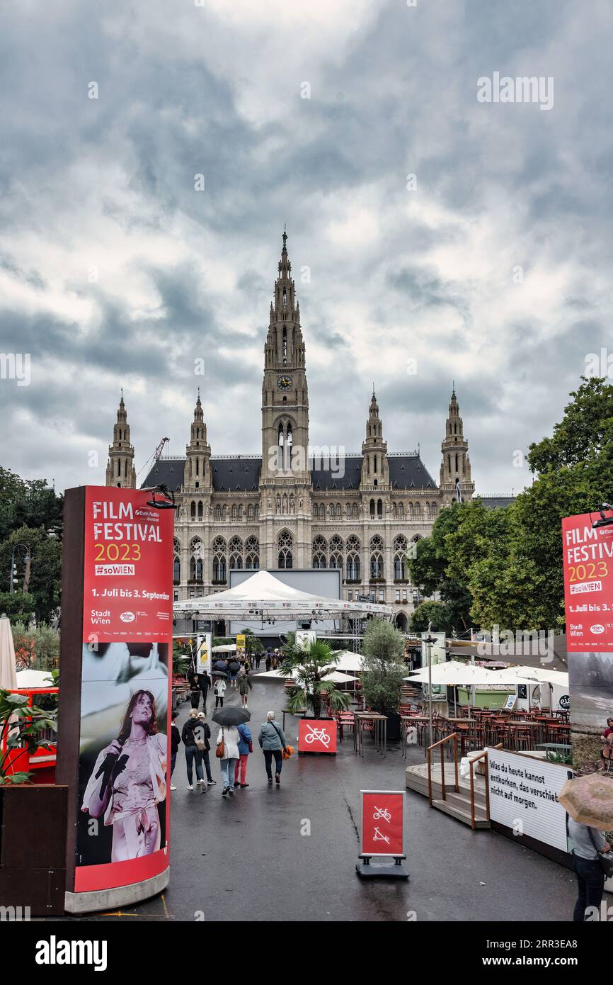 Rathausplatz film festival hi-res stock photography and images - Alamy