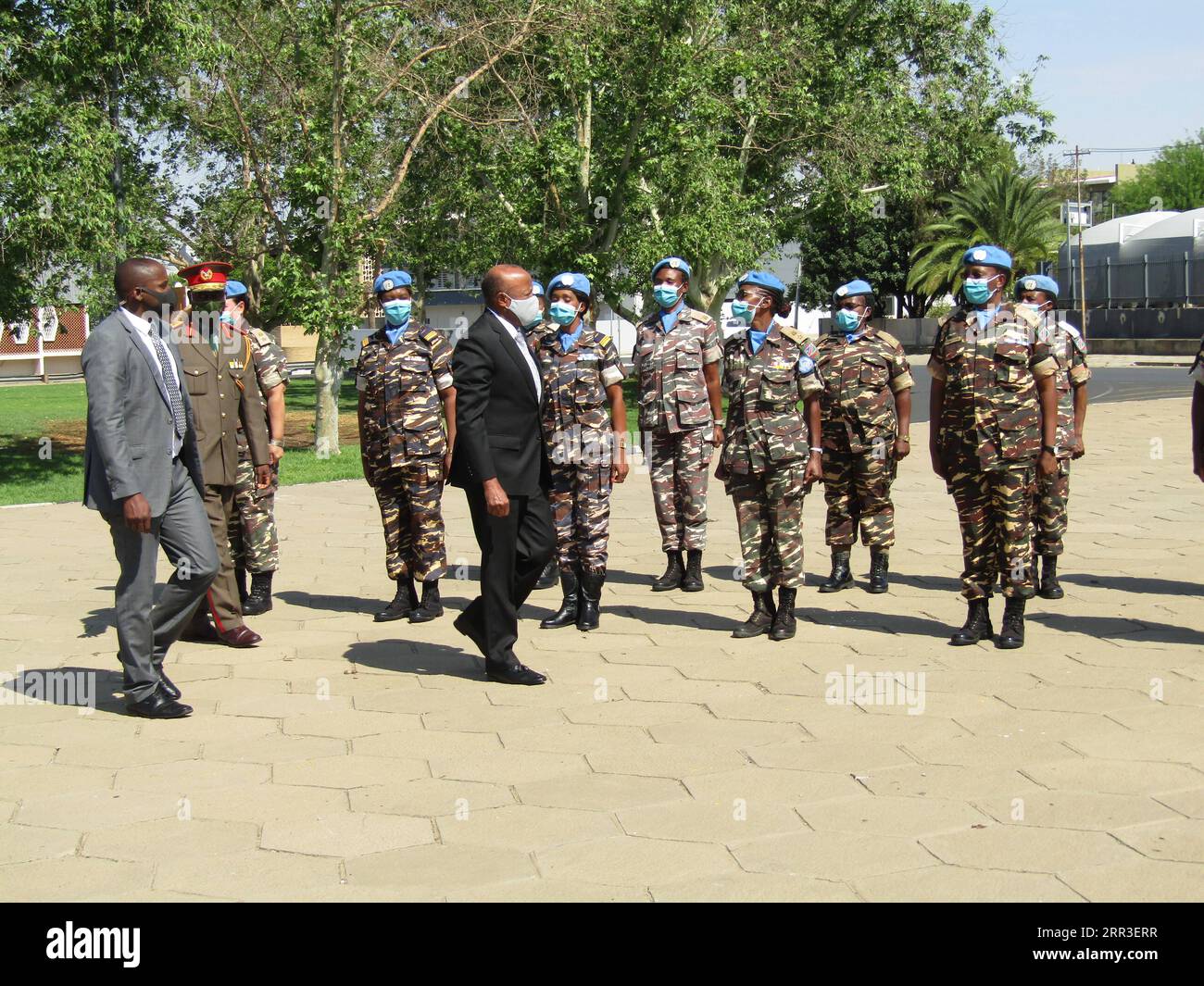 Peacekeeping troops would hi-res stock photography and images - Alamy