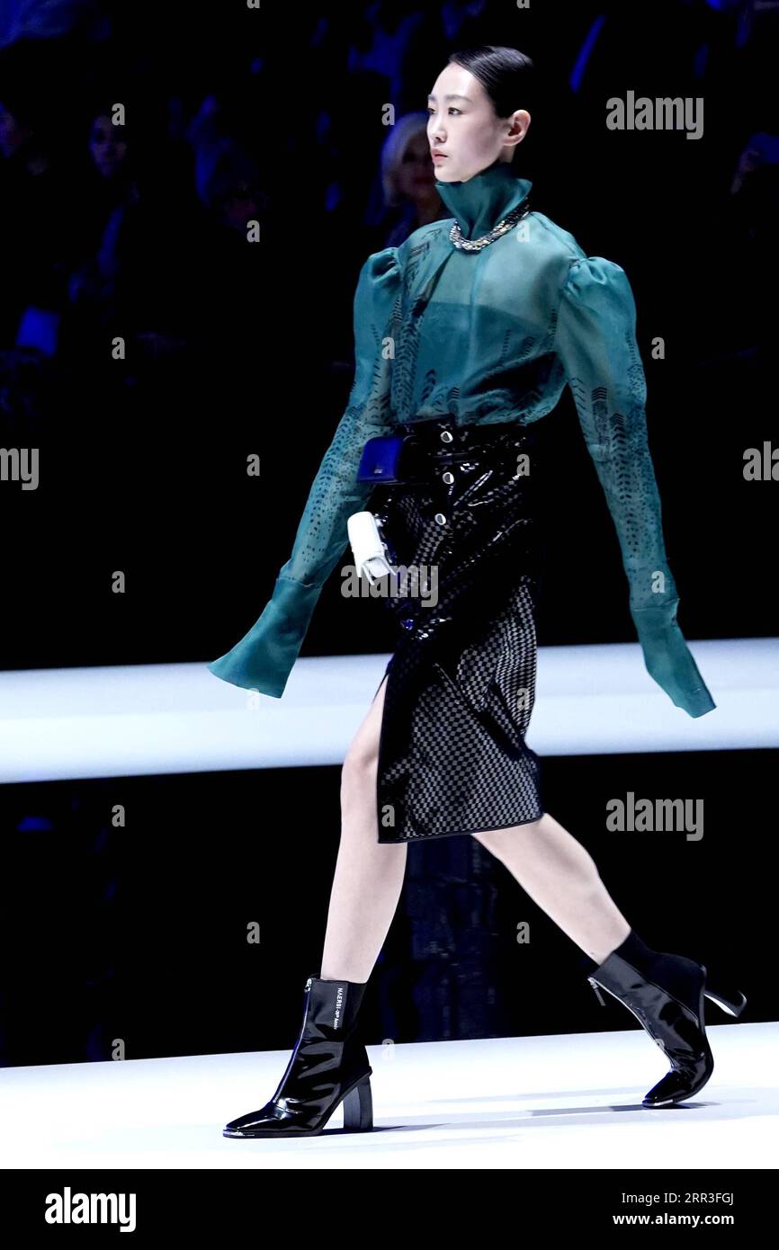 Show naersi hi-res stock photography and images - Alamy