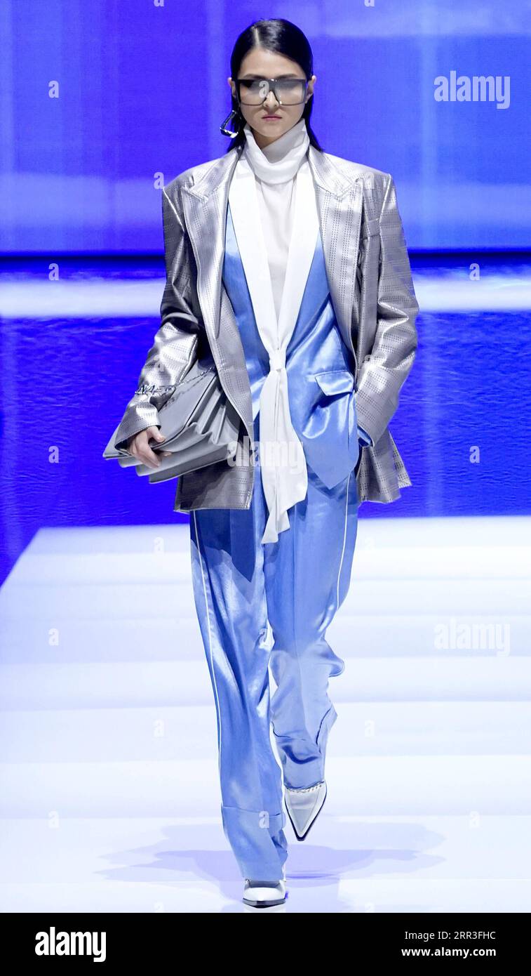 Show naersi hi-res stock photography and images - Alamy