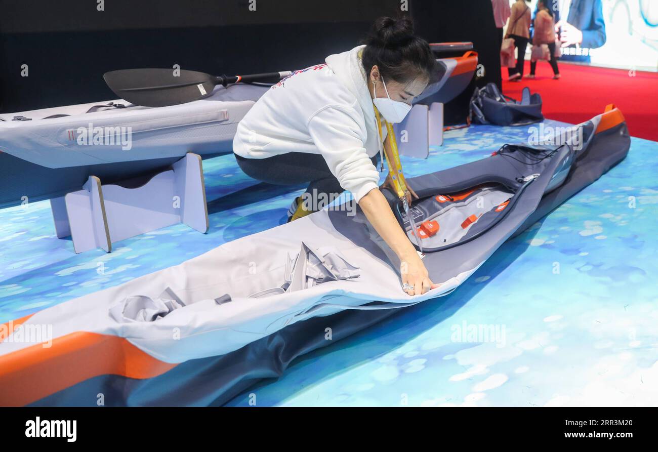 China shanghai cie foldable hi-res stock photography and images - Alamy