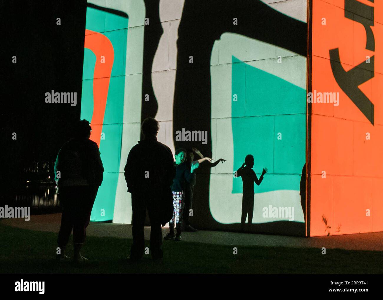 Indigenous aboriginal artworks hi-res stock photography and images - Alamy