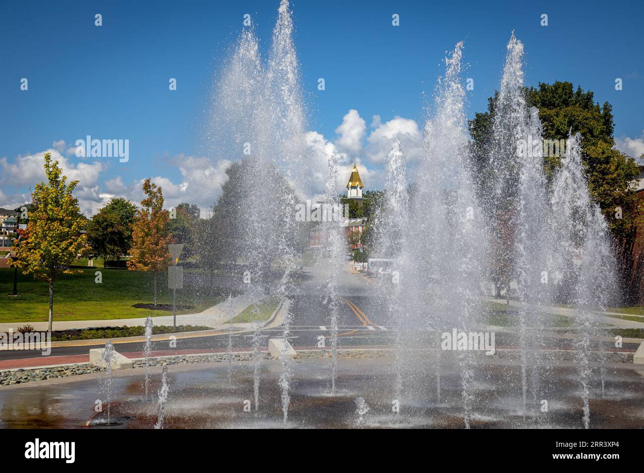 Fountain at University of North Georgia Stock Photo - Alamy