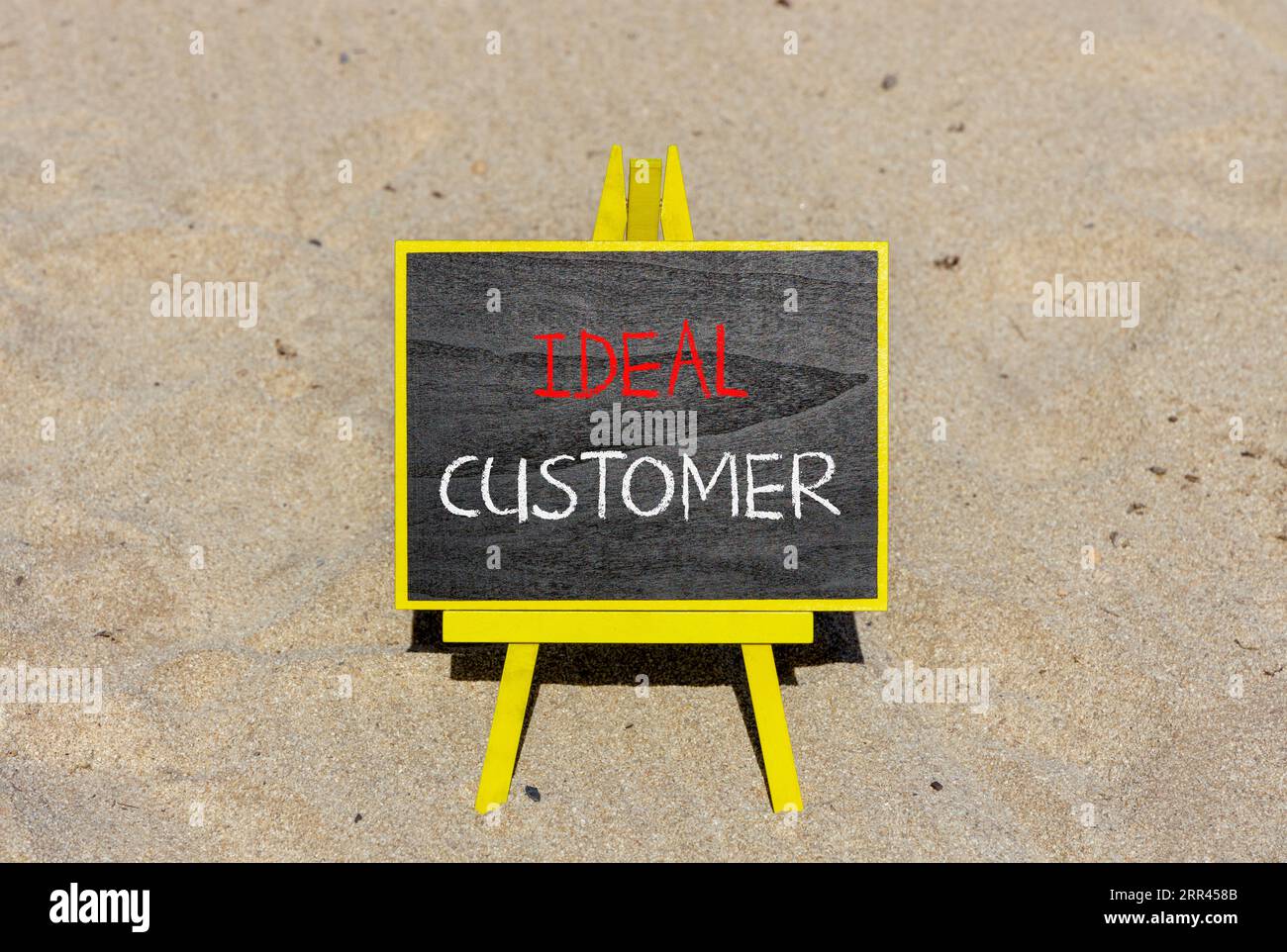 Ideal customer symbol. Concept words Ideal customer on beautiful black ...