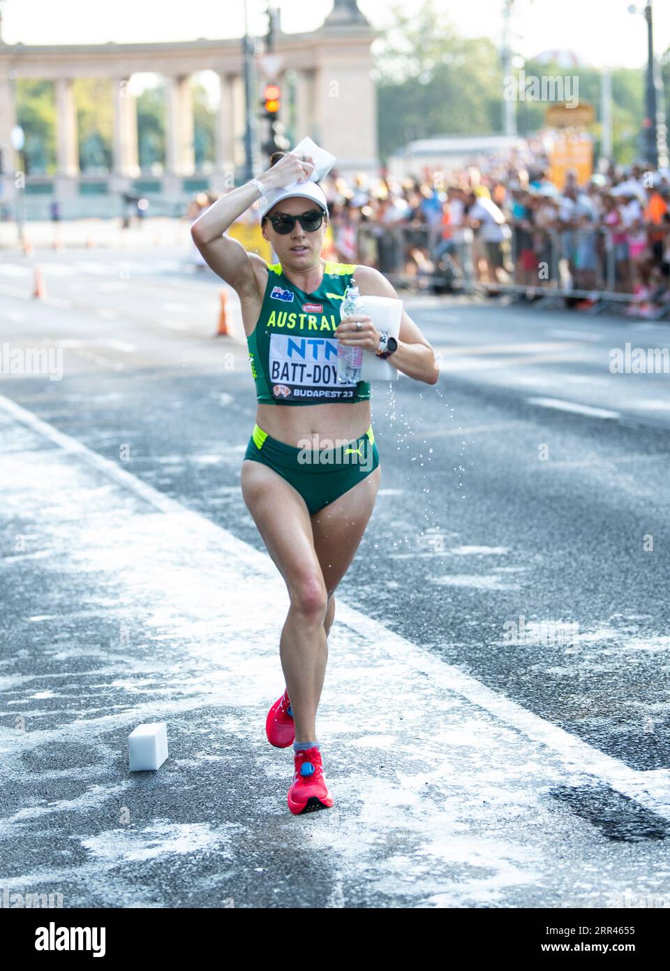 Isobel Batt-Doyle of Australia competing in the women’s marathon on day ...