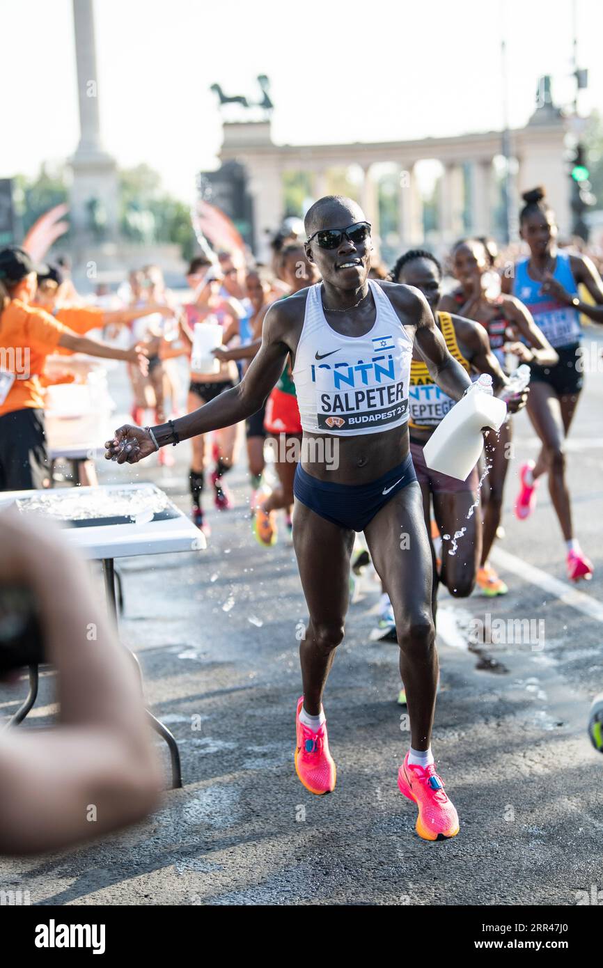 Lonah Chemtai Salpeter of Isreal competing in the women’s marathon on ...
