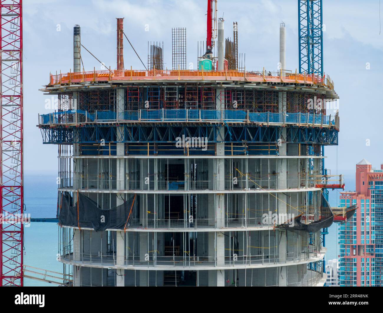 Aerial telephoto closeup of a building under construction Stock Photo ...