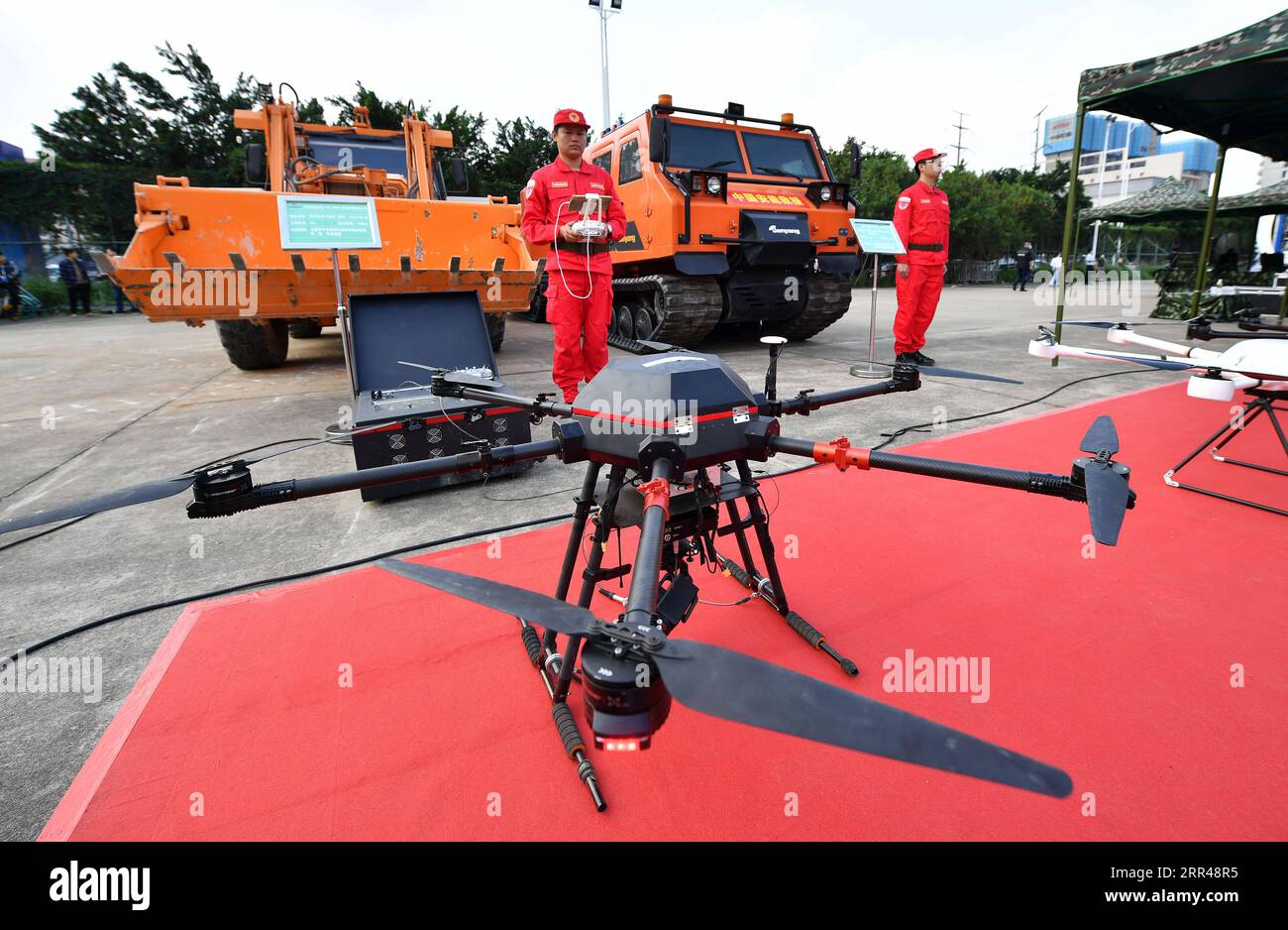 Search and rescue drone hi-res stock photography and images - Alamy