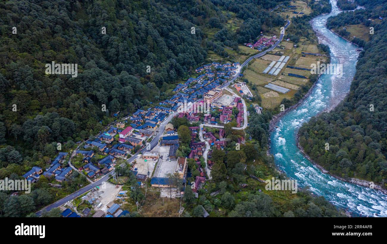 201127 -- KUNMING, Nov. 27, 2020 -- Aerial photo taken on Oct. 29, 2020 ...