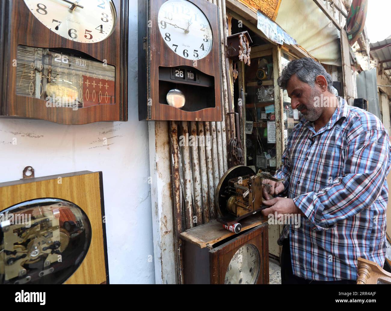 Products popular prices hi-res stock photography and images - Alamy