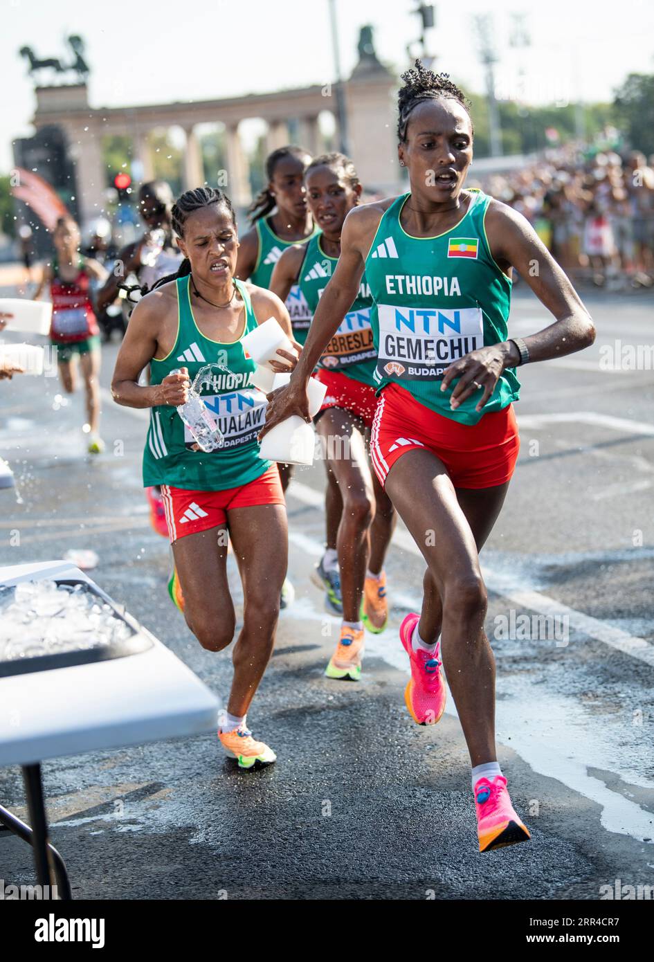 Tsehay Gemechu of Ethiopia competing in the women’s marathon on day 8 ...