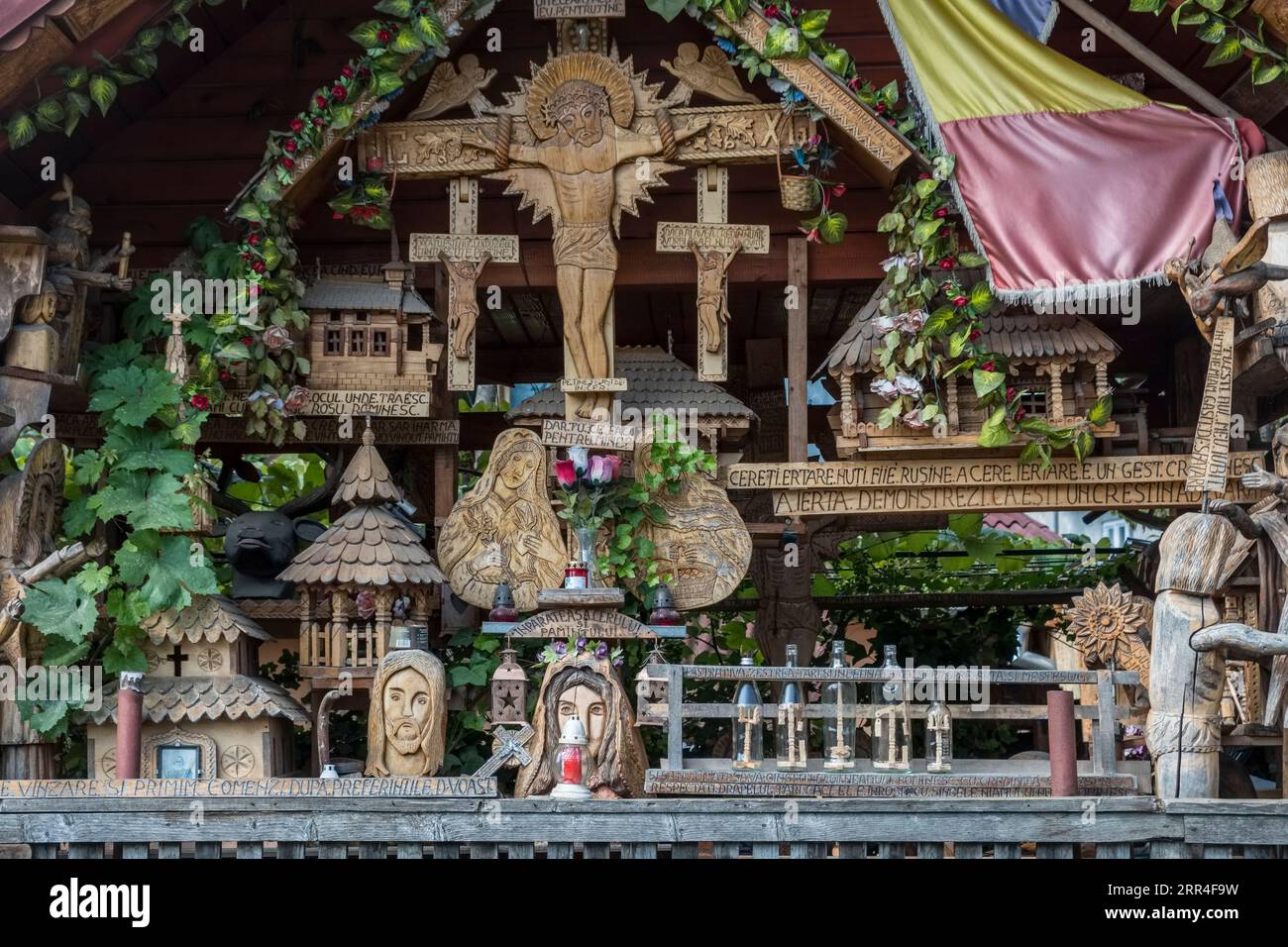 Botiza village hi-res stock photography and images - Alamy