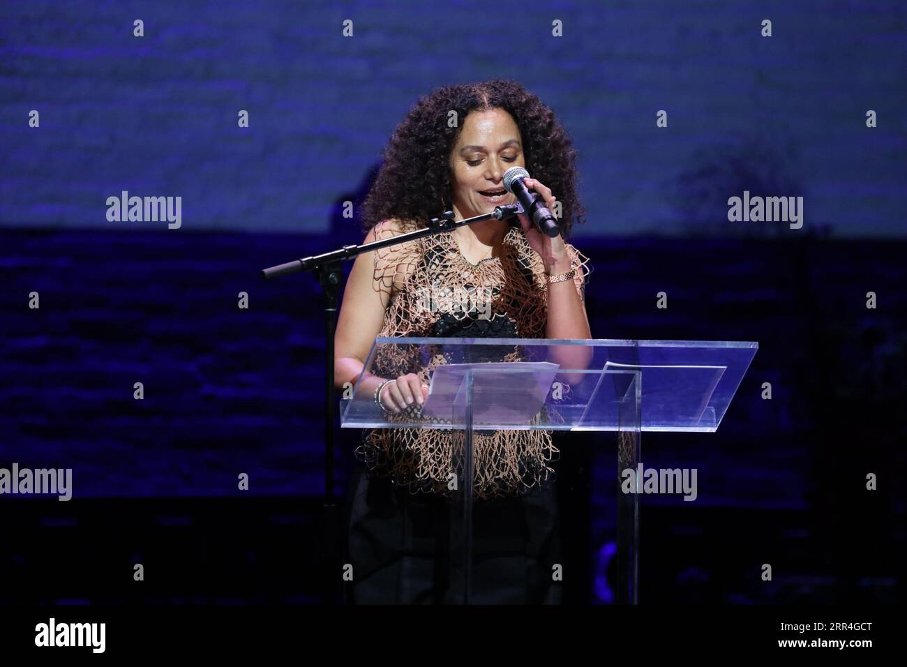 Hfr icon hi-res stock photography and images - Alamy