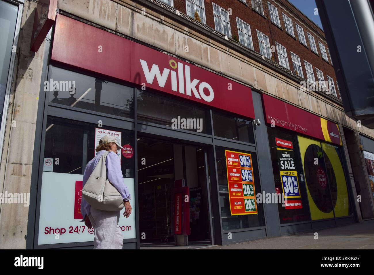 Shut down wilko hi-res stock photography and images - Alamy