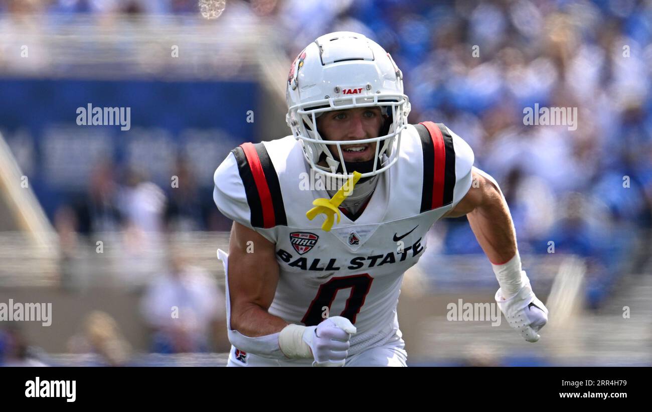 Ball State wide receiver Nick Munson (0) plays against Kentucky during ...
