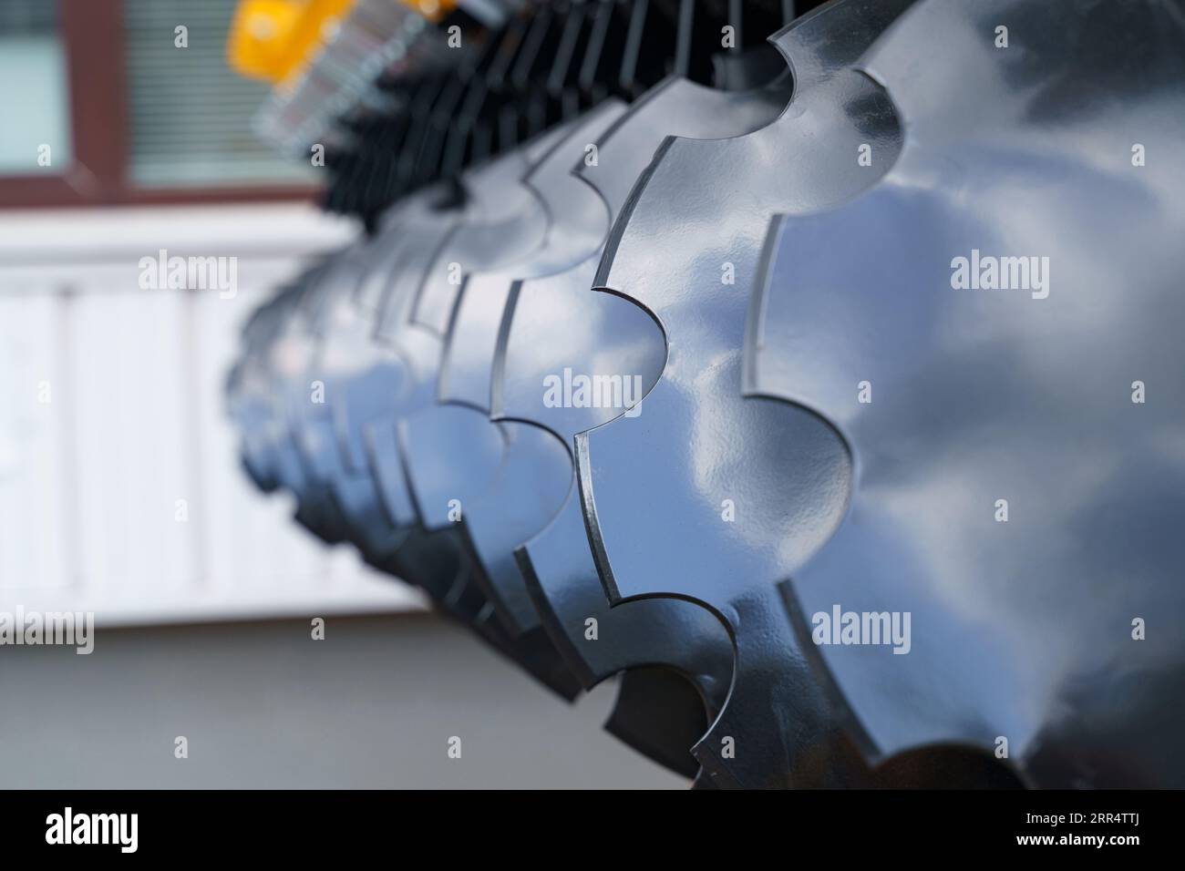 Seeding disc unit. Cutting discs for grain planting and sowing ...