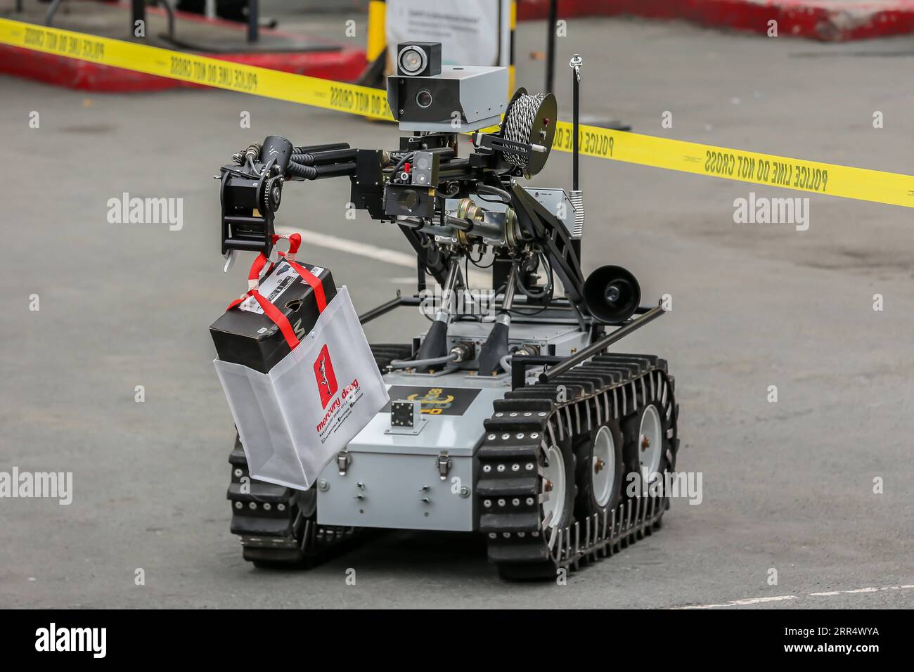 201215 -- QUEZON, Dec. 15, 2020 -- A bomb disposal robot from the ...